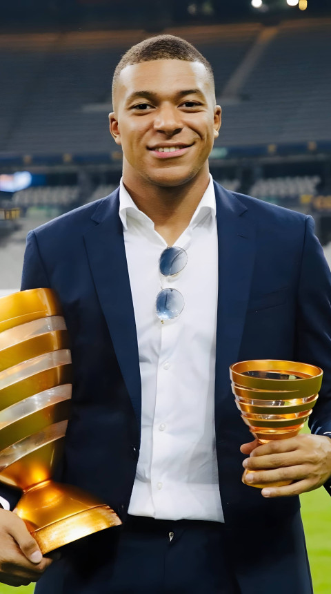 [106+] Kylian Mbappe Wallpapers in 4K, HD for Desktop & Phone